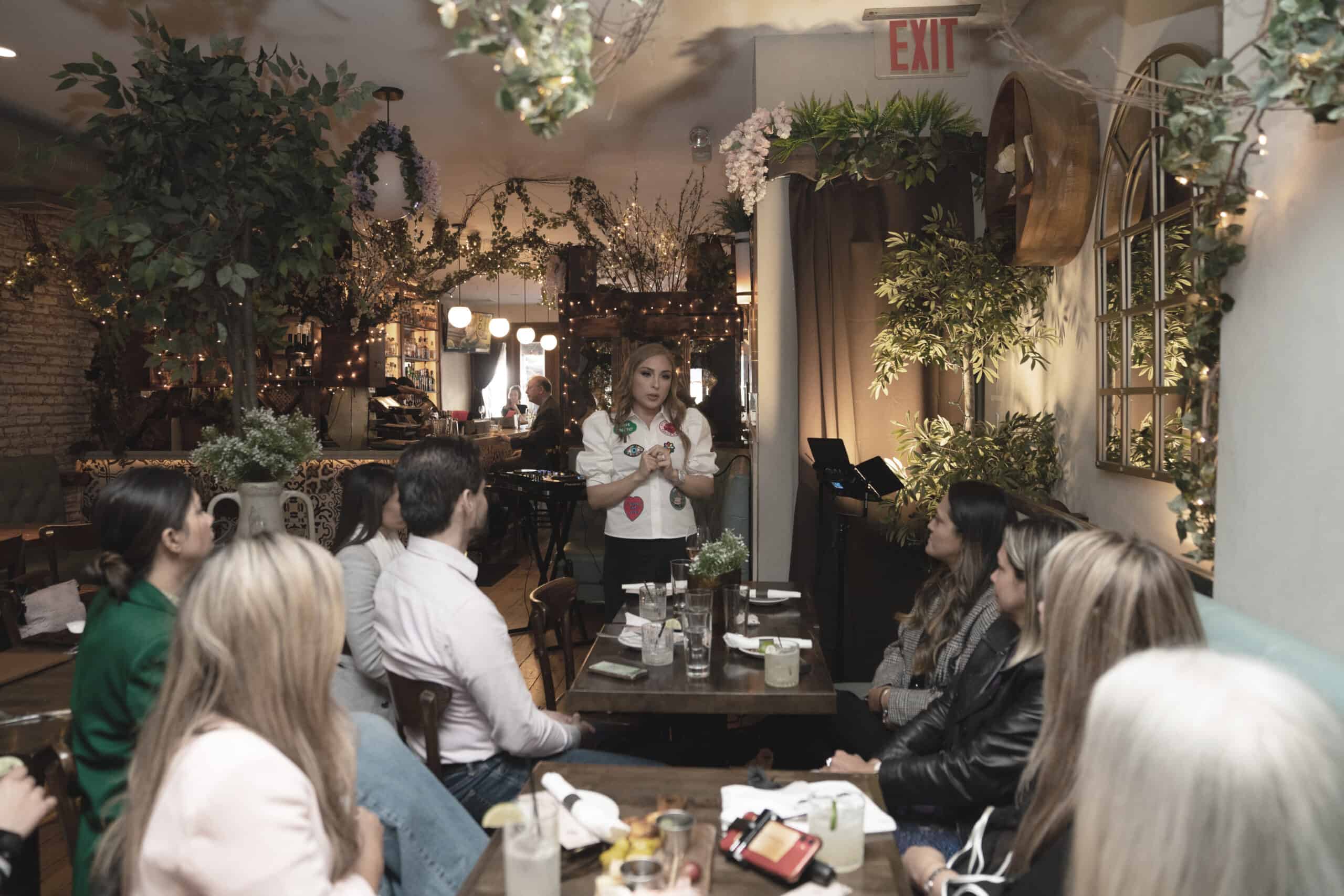 Inicia tu camino al éxito personal y profesional - Isabel Restrepo